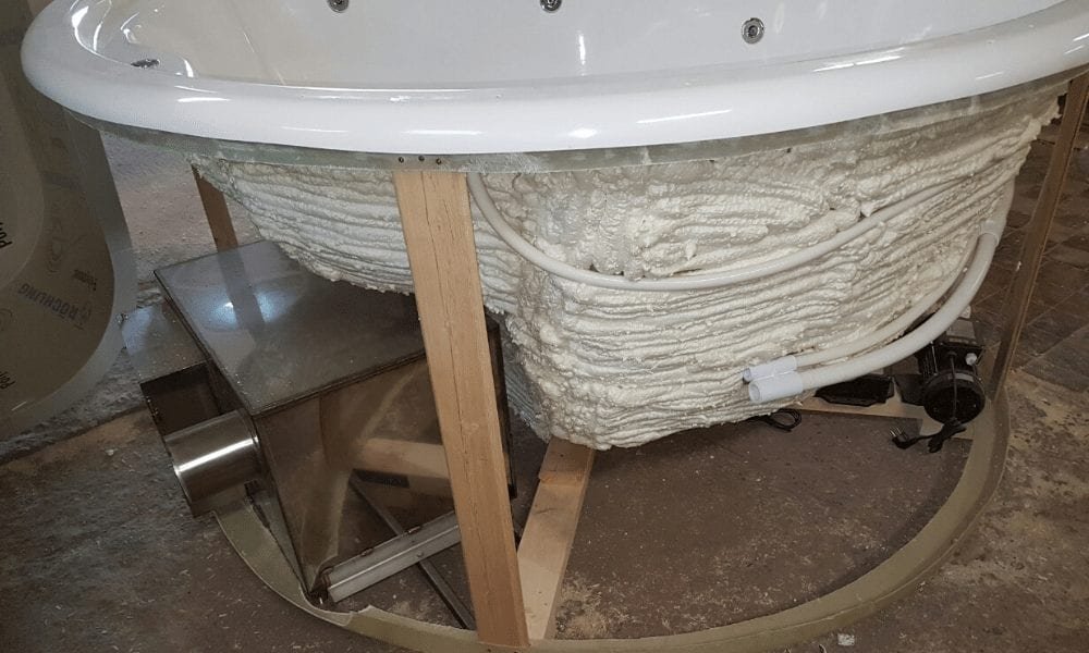 Wärmedämmung für Außensaunen & Whirlpools: Aufbau, Materialien, Beispiele