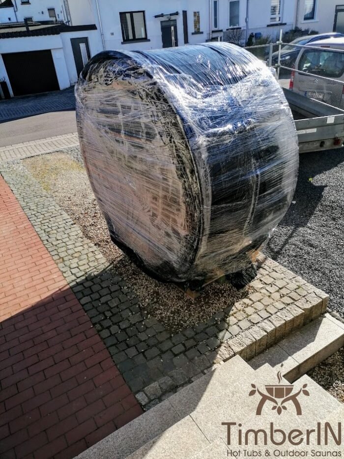 Badezuber Badefass Hot Tube mit Whirlpool Holzofen – TimberIN Rojal ...
